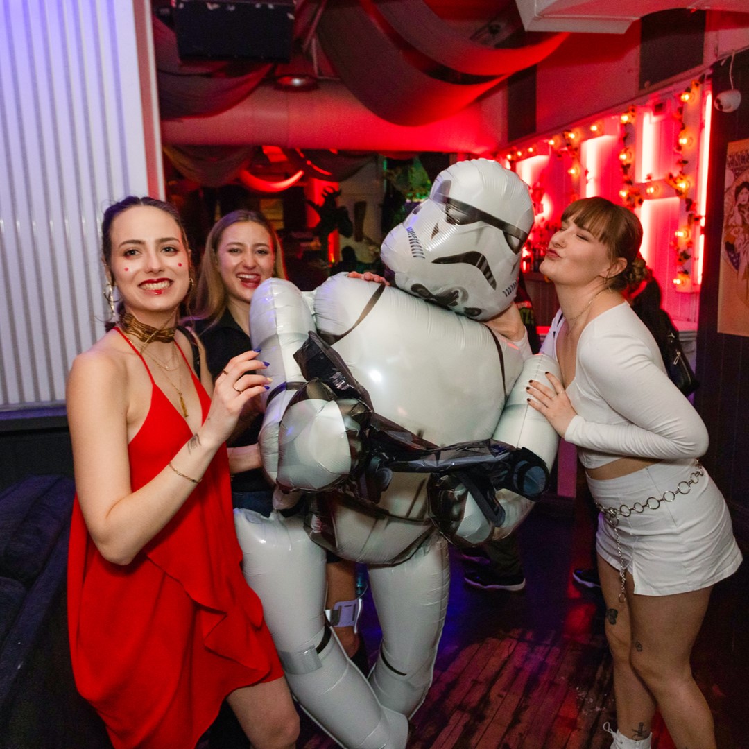 Toronto Luxury Bar and Lounge | The Fifth Social Club